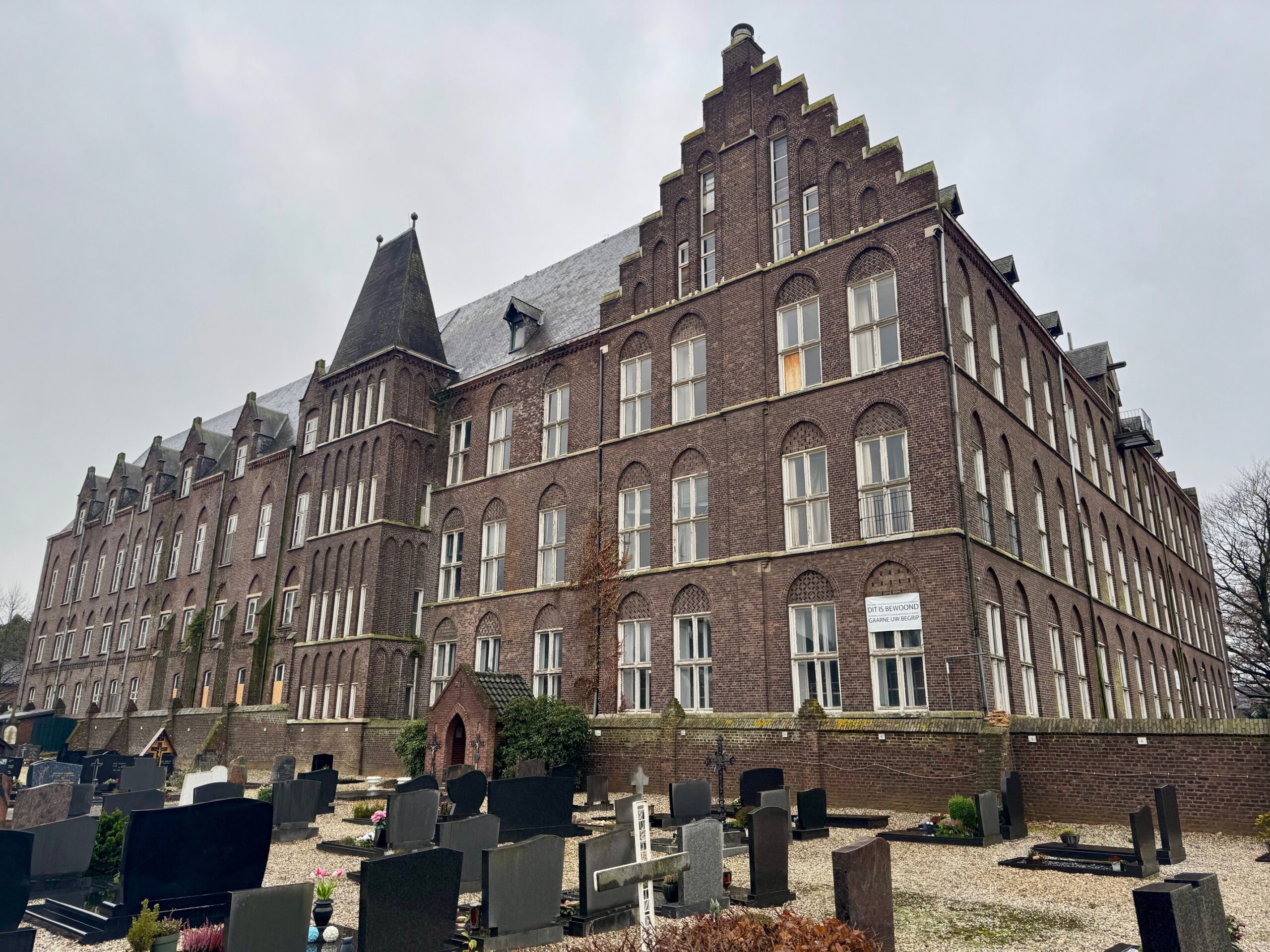 Verkoop klooster Koningsbosch: 'Eerst zien, dan geloven' - VML Nieuws