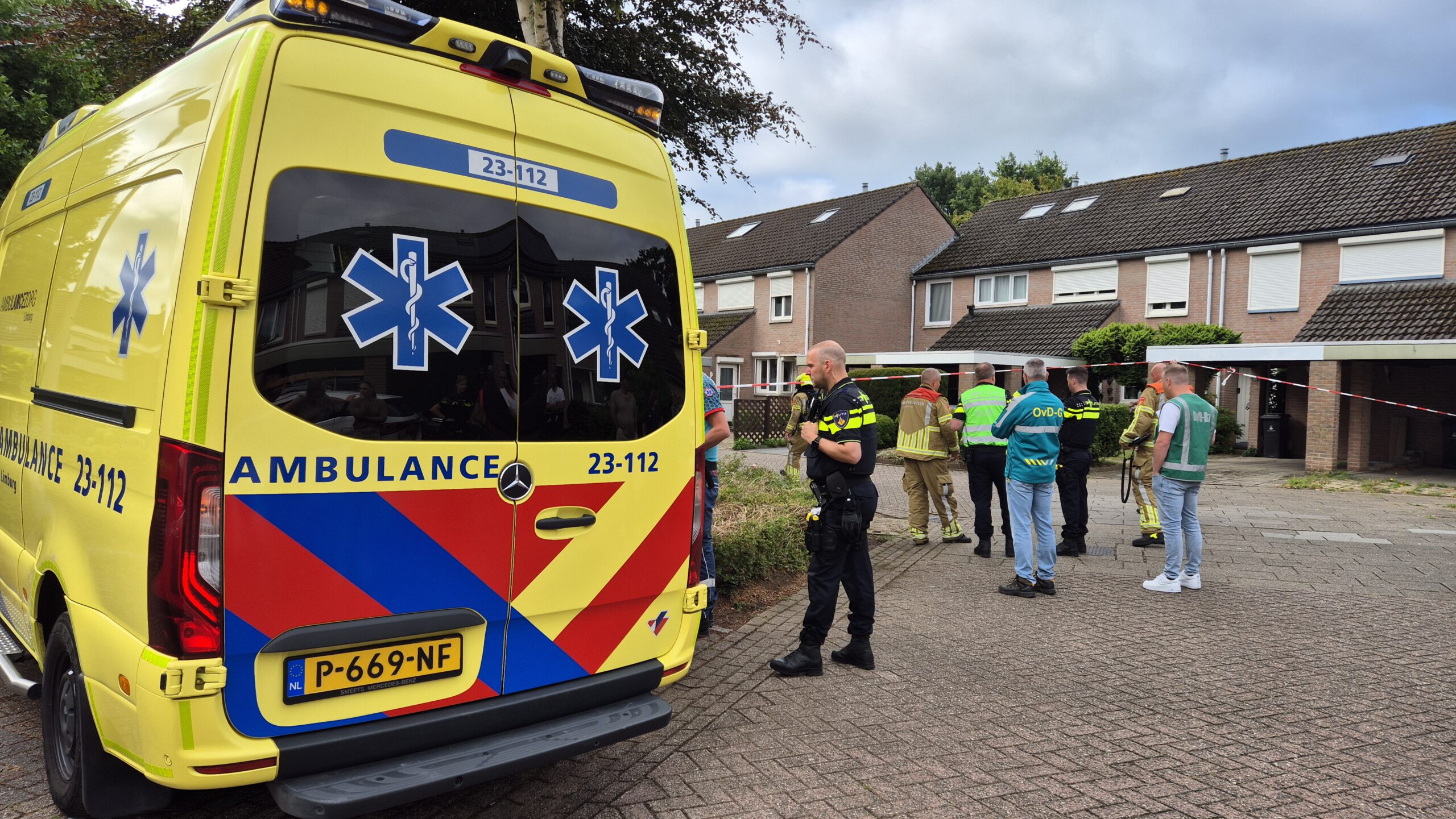 Video: Verward persoon en gaslucht zorgden voor afsluiting straten in ...